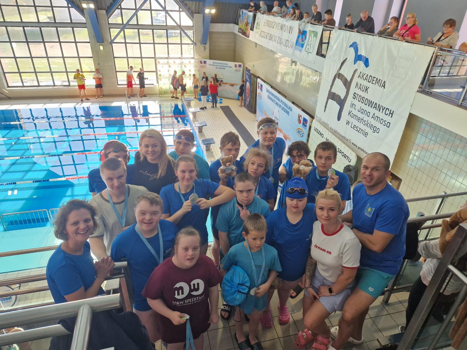 „Szkoła do hymnu” i obchody Narodowego Święta Niepodległości 2025 – ZSS ...